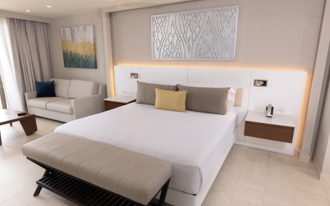 Suites and Villas - Royalton Hideaway Riviera Cancun
